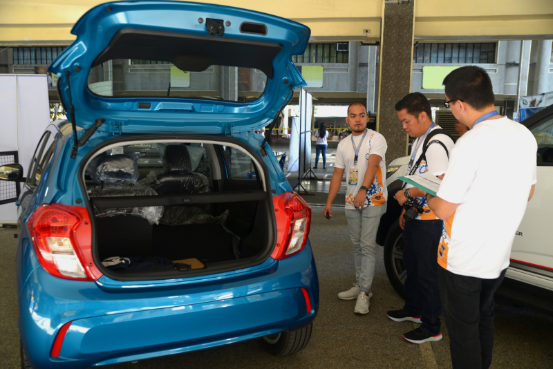 These men and women showed off their stuff in the Annual Chevrolet ...